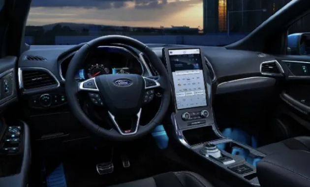 2025 Ford Edge Interior